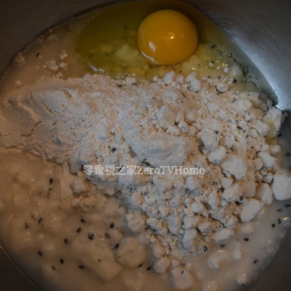 QQ口感好滋味！韓國麻糬麵包Sesame Tapioca Bread - 玩料理 - KidsPlay親子就醬玩