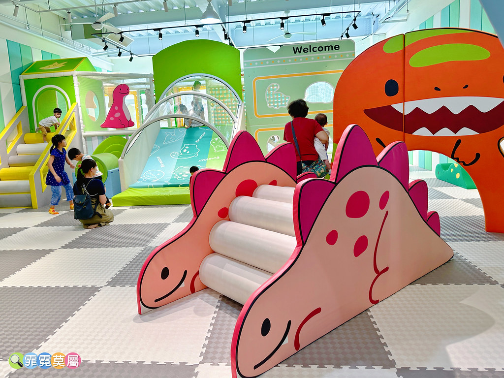 左擁右抱，喜歡通通帶回家～嘉義KHTOY絨毛玩偶旗艦館 - 景點 - 親子旅遊 - KidsPlay親子就醬玩