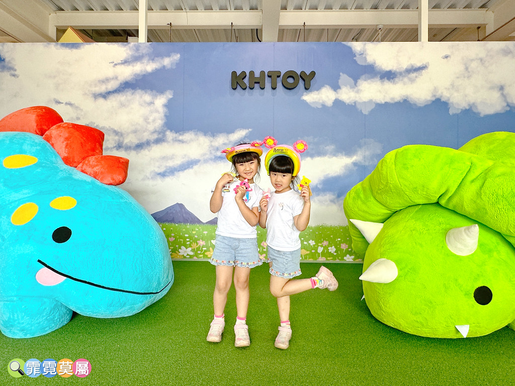 左擁右抱，喜歡通通帶回家～嘉義KHTOY絨毛玩偶旗艦館 - 景點 - 親子旅遊 - KidsPlay親子就醬玩